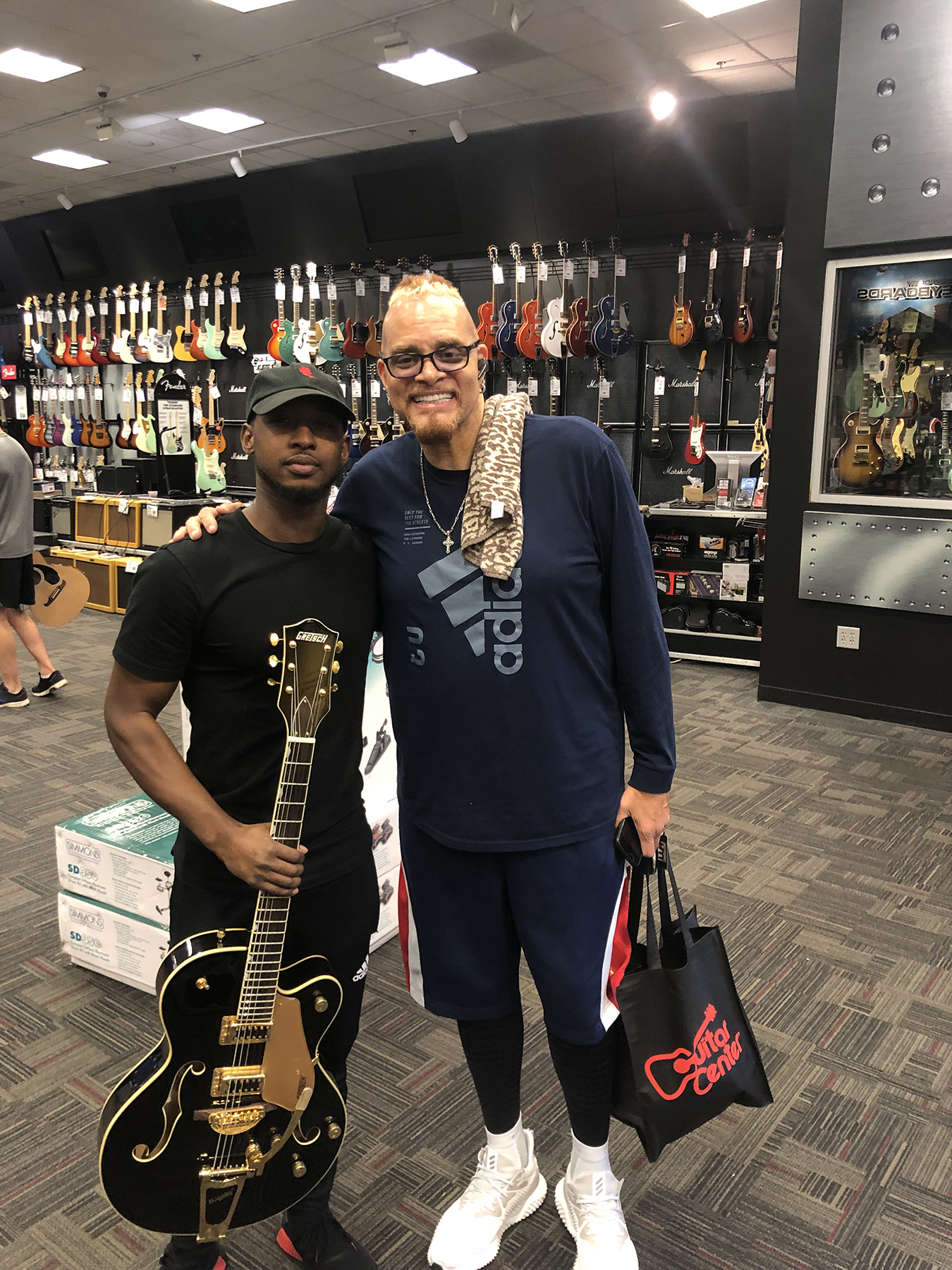 Tori Kelly Takes the ‘Today Show’ Stage for ‘Language’; Guitarist Chris ...